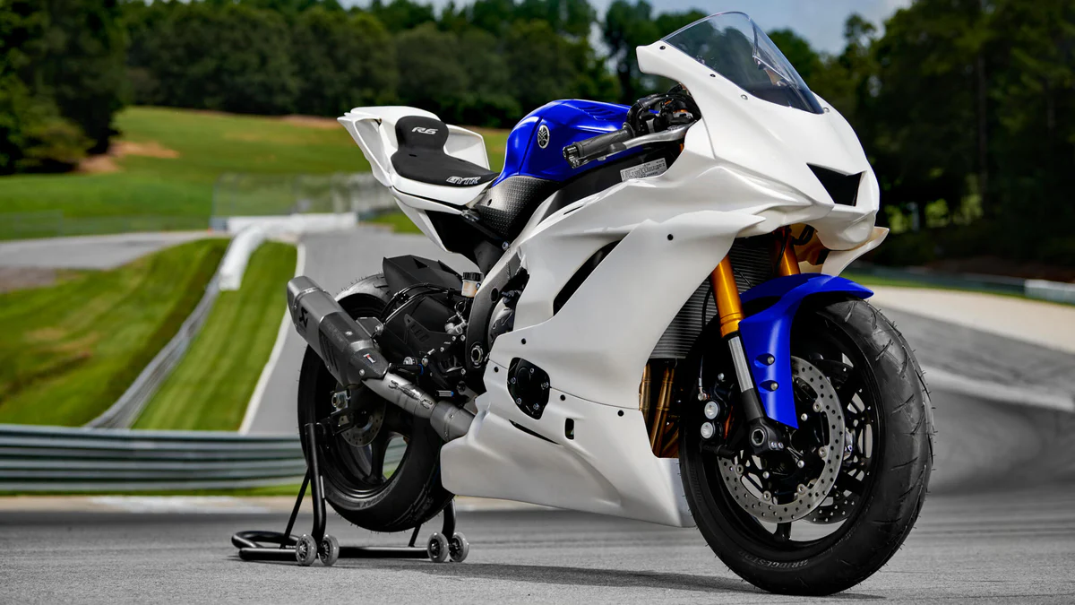 Yamaha R6 GYTR 2024 – wyścigowy motocykl torowy