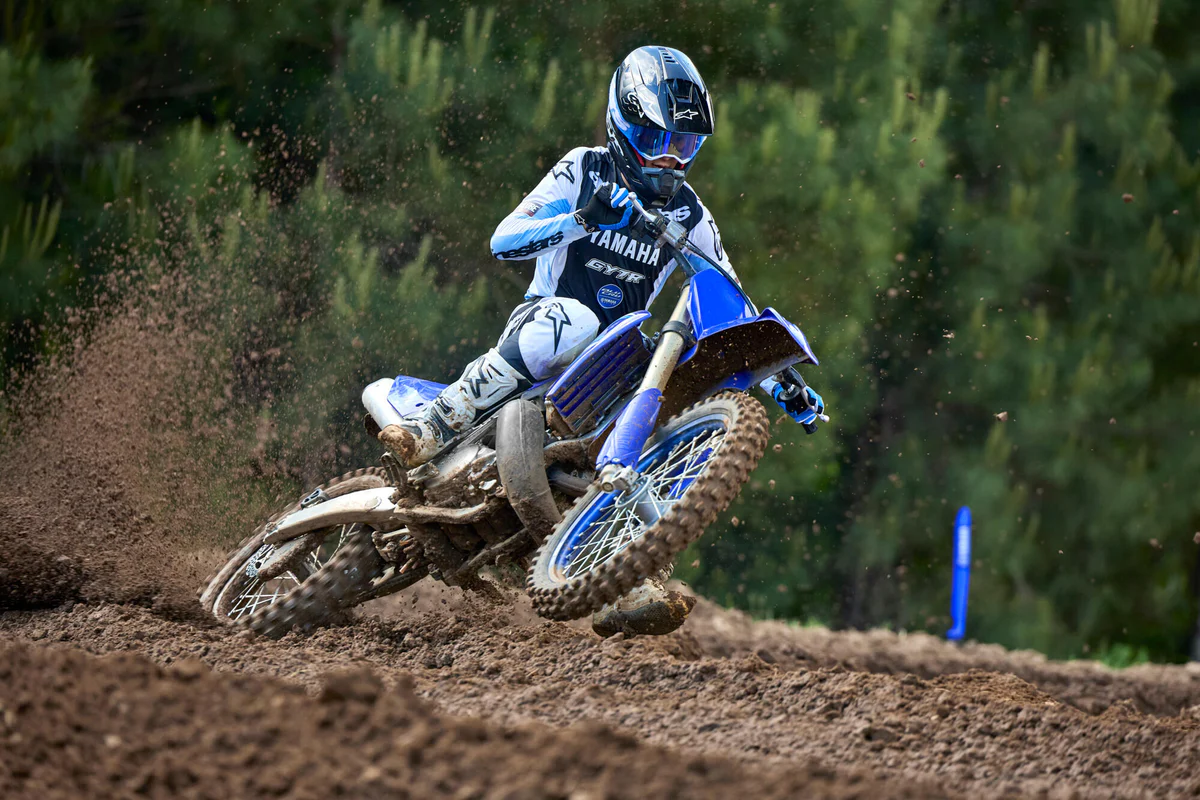 Yamaha YZ250 2026 – dwusuwowy motocykl motocrossowy