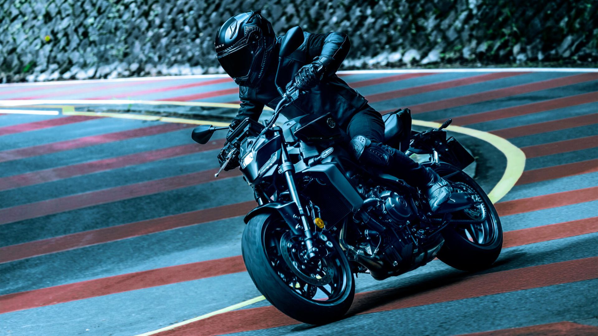 Yamaha MT-09 2025 – nowy Hyper Naked od Yamahy